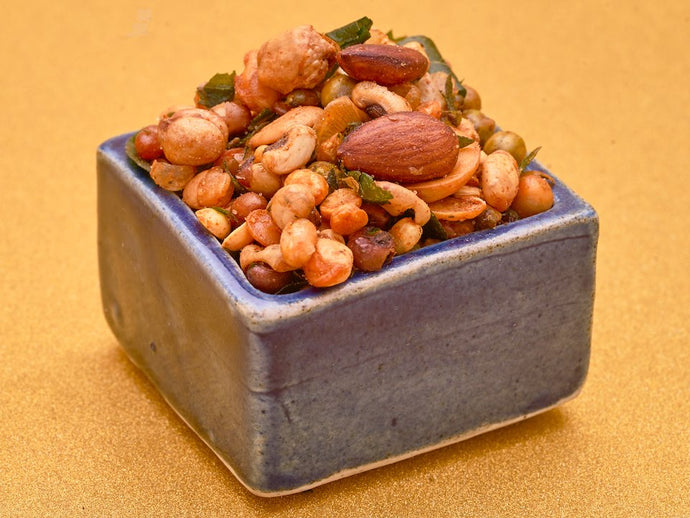 Karam (Snacks) - Girija Paati